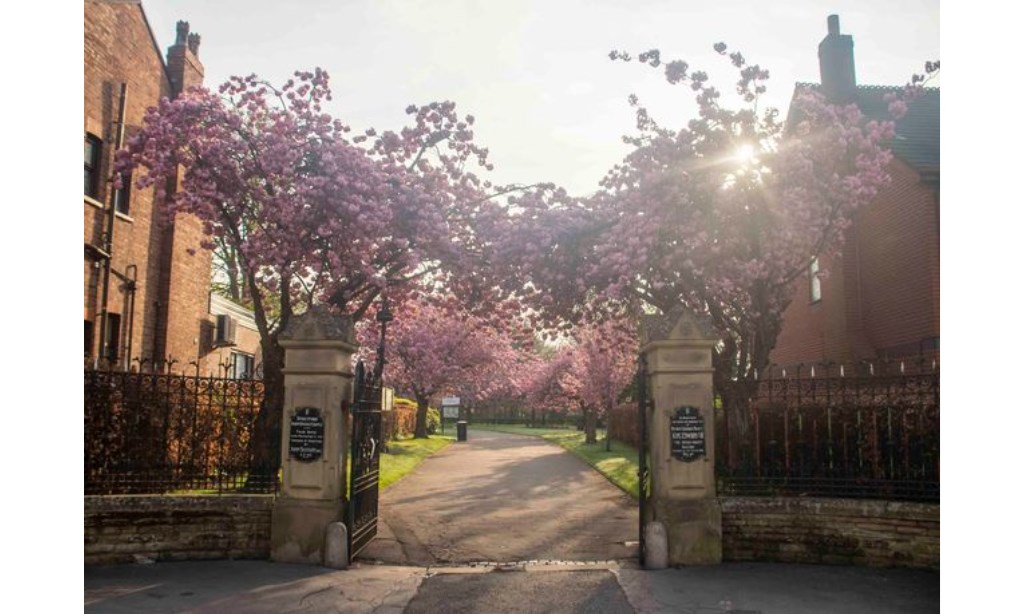 Friends Of Victoria Park, Stretford | Neighbourly