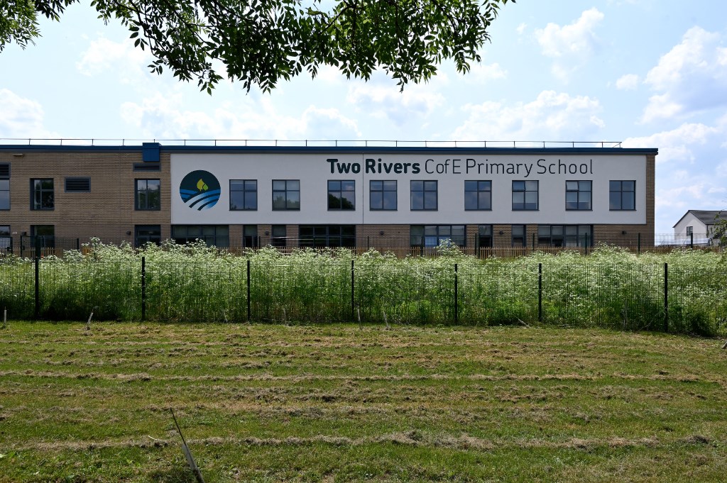 Two Rivers C of E Primary School | Neighbourly